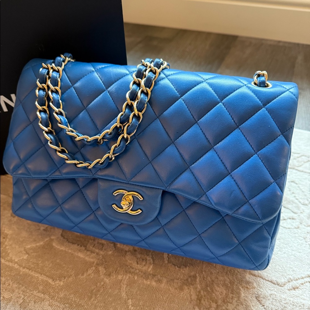 Chanel Classic Jumbo Lambskin Rare Color - Gem